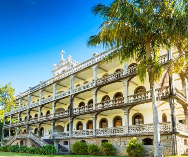 Liberty Monument - Inside Seychelles